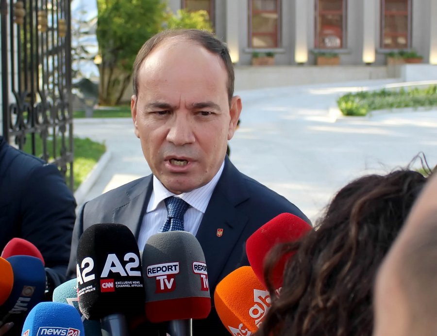 Një skandal tjetër i qeverisë së skandaleve, d - Syri | Lajmi i fundit