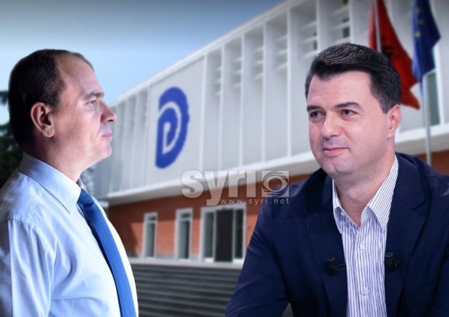 Skandali me mercenarët/ Ish-presidenti: Ja fotoja - Syri | Lajmi i fundit