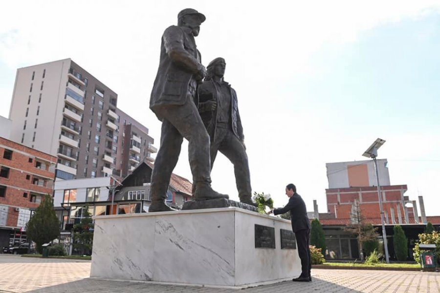 Lavdi Fehmi dhe Xhevë Lladrovcit, figura kyçe t - Syri | Lajmi i fundit