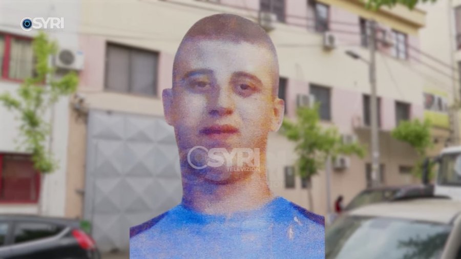 SYRI TV/ Vodhi një biçikletë në Tiranë, vdes - Syri | Lajmi i fundit