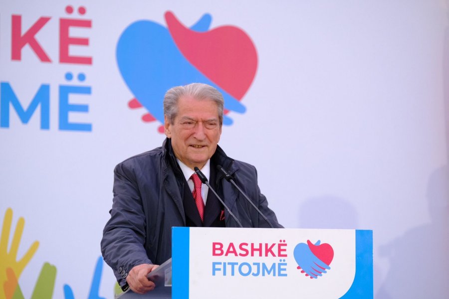 Berisha akuza Tom Doshit: Nga Fushë Arrëzi, në - Syri | Lajmi i fundit