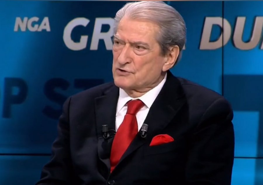 Berisha: Telefoni im u përgjua nga Barack Obama - Syri | Lajmi i fundit