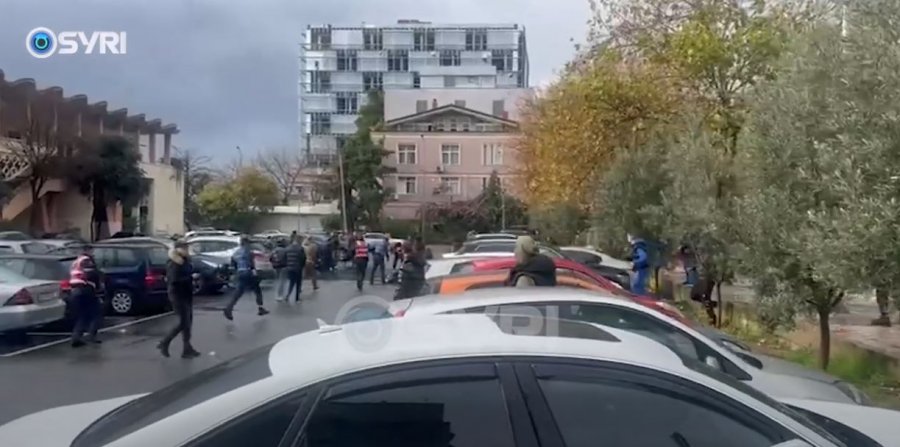SYRI TV/ Konflikti tek ‘Asllan Rusi’, 3 të pr - Syri | Lajmi i fundit