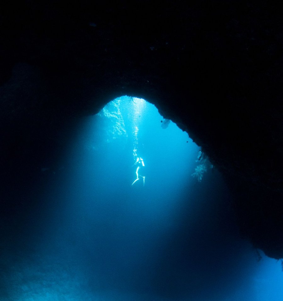 Shkencëtarët zbulojnë vrimën blu më të thell - Syri | Lajmi i fundit