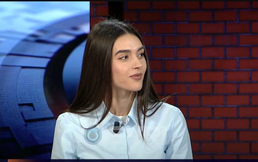 VIDEO/ Andia Ulliri: Në PD të rinjtë kanë marr - Syri | Lajmi i fundit