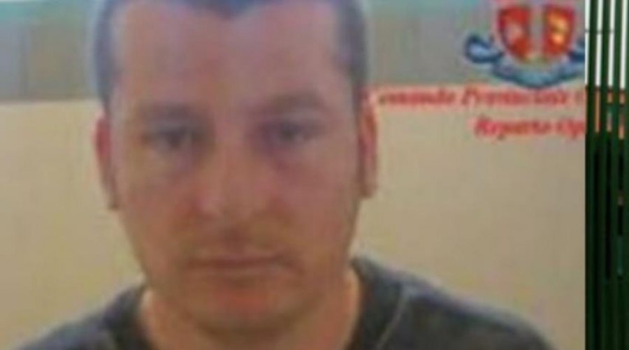 Arrestimi i Xhevdet Plakut/ Në pranga dhe Flobens - Syri | Lajmi i fundit