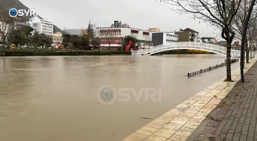 SYRI TV/ Hapen portat e HEC-it të Komanit e Vaut - Syri | Lajmi i fundit