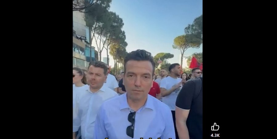 Nga ‘tapeti i kuq’ për Kushner te protesta e - Syri | Lajmi i fundit